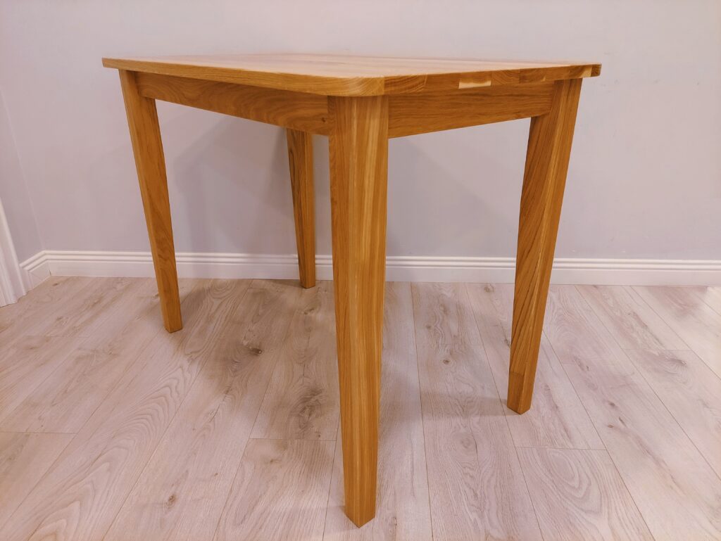 Apvalus uosinis stalas D 100 cm. - Ąžuolinis